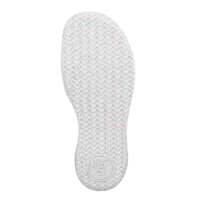 Notorious Lift Shoes - That Fit Friend Shop